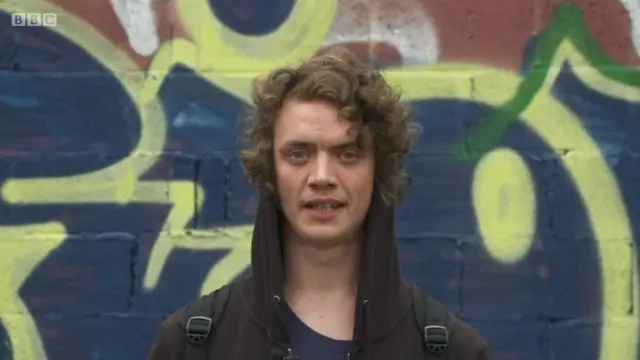 “Transhumanos”: la gente que llega a extremos para implantar tecnologías en su cuerpo - BBC News ...