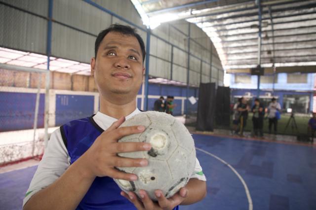 Kisah perjuangan kelompok tunanetra membentuk 'satu-satunya klub sepak ...