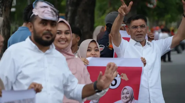 Pilkada 2024: Perempuan dibilang ‘haram’ jadi pemimpin Aceh, syariat ...