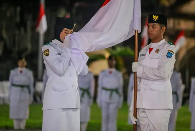 Jilbab, paskibraka dan BPIP: Kontroversi di balik 'aturan lepas jilbab' Paskibraka - 'Tidak ...