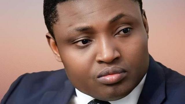 Simon Ekpa: Ihe ndị Igbo nwere agba na-ekwu maka ihe Ekpa na-agabiga na ...