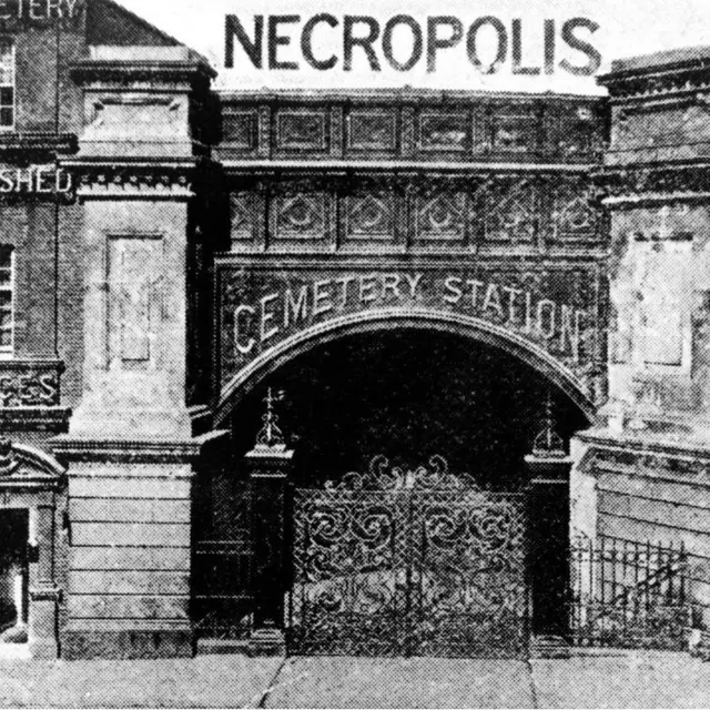 El ferrocarril de la Necrópolis, el tren londinense donde solo viajaban ...