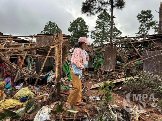လေကြောင်းတိုက်ခိုက်မှုတိုးလုပ်နေတဲ့ မြန်မာစစ်တပ်ကို ဒဏ်ခတ်ပိတ်ဆို့မှုတ
