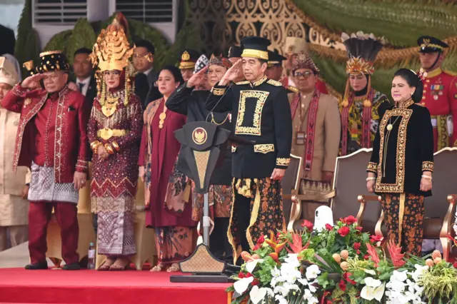 HUT RI ke-79: Potret perayaan kemerdekaan dan pengibaran bendera Merah Putih di IKN dan seluruh ...