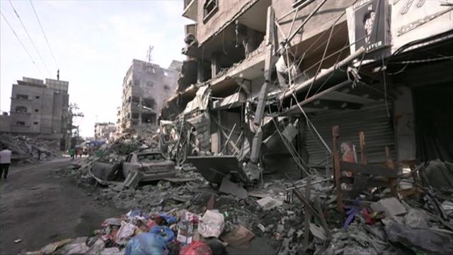 Gaza: Kisah warga Palestina di malam pertama saat listrik padam ...