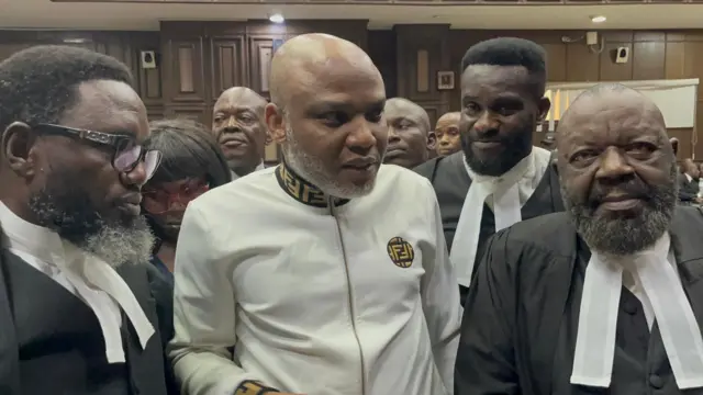 Nnamdi Kanu trial: Ipob leader plead not guilty to terrorism charges as trial begin afresh - BBC ...