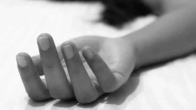 Kasus 'bunuh diri' satu keluarga di apartemen Jakarta Utara - Dari bisnis kapal yang bangkrut ...