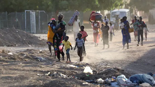 Konflik Sudan: Ribuan warga tinggalkan Khartoum, Indonesia siap ... Konflik Sudan: Ribuan warga tinggalkan Khartoum, Indonesia siap ...
