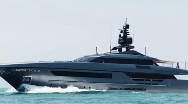 Guerre en Ukraine : Comment la "rumeur" des yachts de Zelensky a-t-elle ...