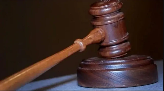 Muxuu yahay amarka ay soo saartay maxkamaddu ee quseeya Soomaalida ...