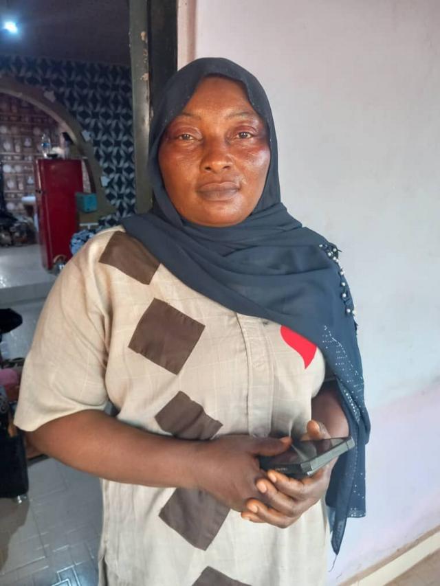 Olofa Ina: Àwọn àwòrán láti ibi ìsìnkú Adedeji Aderemi Olofa Ina - BBC ...