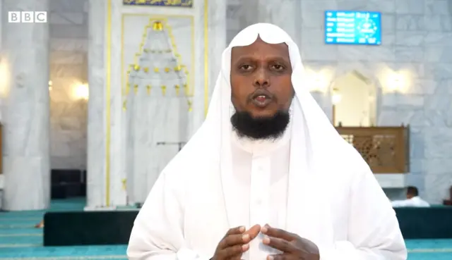 Masjidka Cali Jimcaale oo iska fogeeyey wadaadkii ka hadlay Sh. Cismaan ...