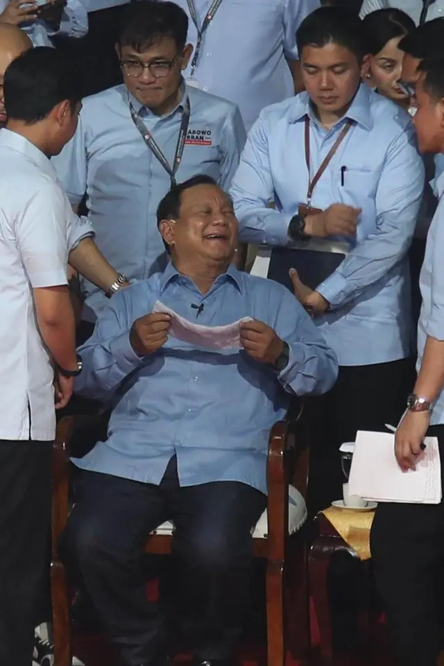 Kabinet Merah Putih: Mayor Teddy jadi Sekretaris Kabinet dianggap langgar UU TNI – ‘Noda awal ...