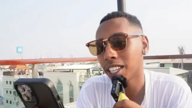 Maxaa loo xiray Johnny Somali maxaadse ka taqaanaa ninkan? - BBC News Somali