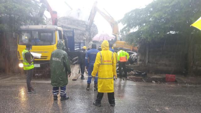 Lagos building collapse: How Lekki seven storey building fall down ...