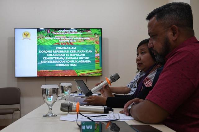 Rempang: 'Kami kompak tidak mau direlokasi' - Warga Pulau Rempang menolak klaim Menteri Bahlil ...