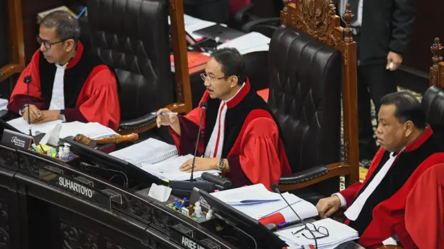 Sidang MK: Empat menteri kabinet Jokowi bersaksi di MK soal bansos jelang Pilpres 2024 - BBC ...