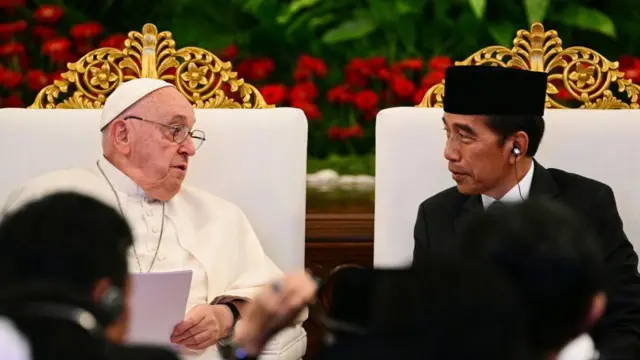 Paus Fransiskus ke Indonesia, lanjut ke Papua Nugini dan Timor Leste - BBC News Indonesia
