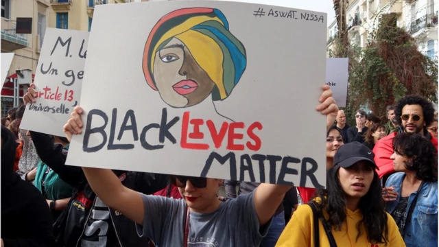 Tunisian Black Women ‘my Skin Colour Mean Say I No Belong Bbc News