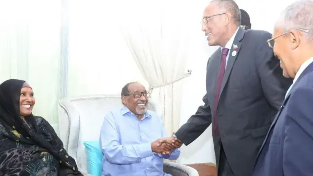 Taariikh-Nololeedkii: Axmed Maxamed Maxamuud (Siilaanyo) oo nus qarni ...