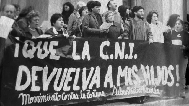 Sebastián Acevedo: la historia del chileno que se quemó a lo bonzo hace ...