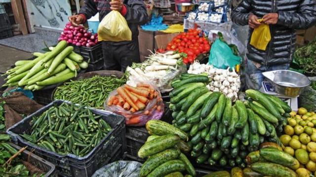 Ku sumoobidda cuntada: Dhaqamo aan mararka qaar sameyno oo khatar gelin ...
