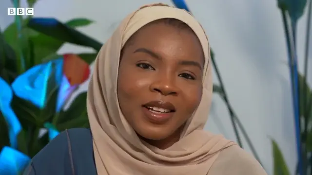 Yadda kika zo Kannywood haka za a bi da ke - Amal Umar - BBC News Hausa