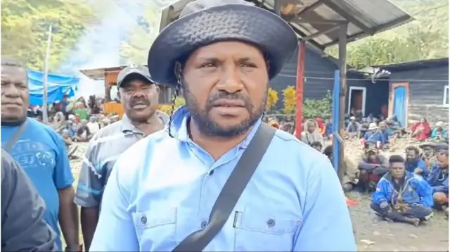 Papua: Puncak Jaya ricuh usai kematian tiga warga asli Papua yang dituding anggota OPM ...