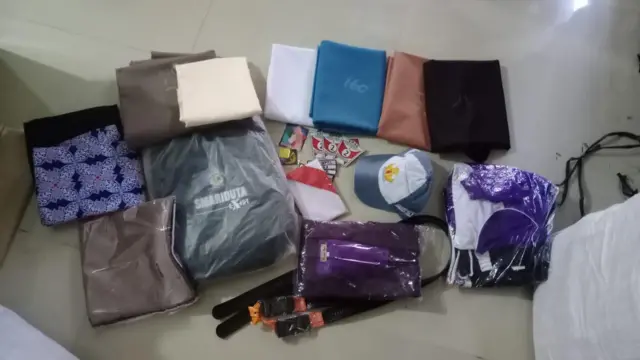 Harga seragam sekolah SMA Tulungagung Rp2 juta lebih: “Sekolah gratis, tapi seragam mahal” - BBC ...