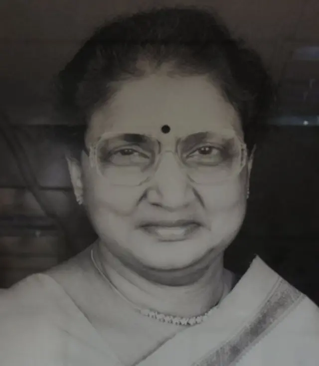 వీఎస్ రమాదేవి: చీఫ్ ఎలక్షన్ కమిషనర్‌గా పనిచేసిన ఏకైక మహిళ - BBC News తెలుగు