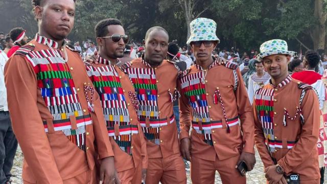 Suuraalee mimmiidhagoo kabaja Irreecha Hora Harsadee - BBC News Afaan ...