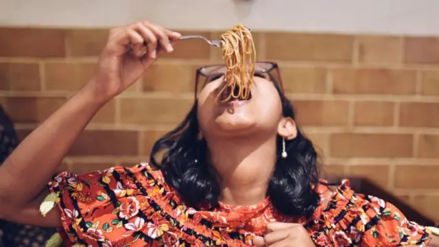 Toban khuraafaad oo la xiriira cayilka iyo miisaan dhimista - BBC News ...