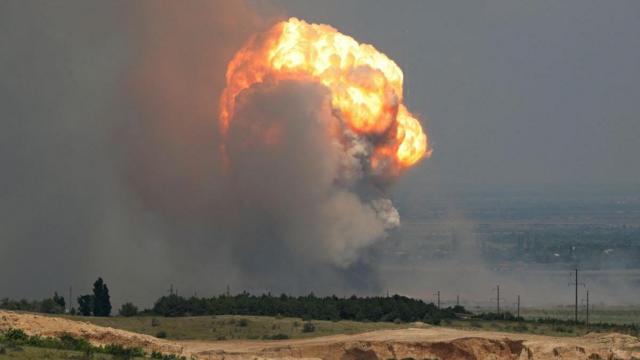 Взрыв на российском складе боеприпасов в Крыму что известно Bbc News
