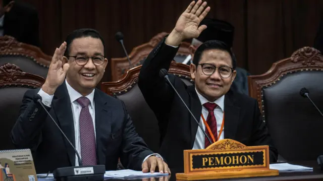 Jelang putusan MK sengketa Pilpres 2024: Banjir ‘amicus curiae’, tuduhan politisasi bansos, dan ...