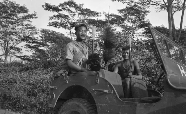 La peligrosa ruta por el Himalaya en la que se estrellaron 600 aviones ...