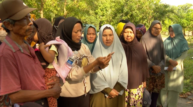 Rempang: ‘The Power of Emak-emak’ melawan relokasi - ‘Kami tak ada senjata, kami taruhan nyawa ...
