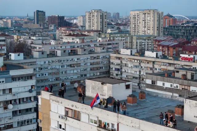 Završena studentska blokada mosta u Novom Sadu, Vučić kritikuje 'vašarsku atmosferu' - BBC News ...