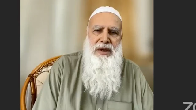 سیاف: "طالبان دې له غرور را ښکته شي، مذاکراتو لپاره دې پلاوی وټاکي ...