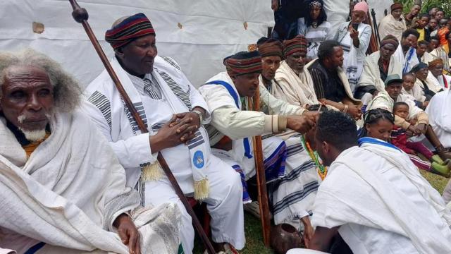 Baallii Gadaa dabarsuun yeroo dhihaatu kan jilatamu sirni ‘Maqa Baasaa ...