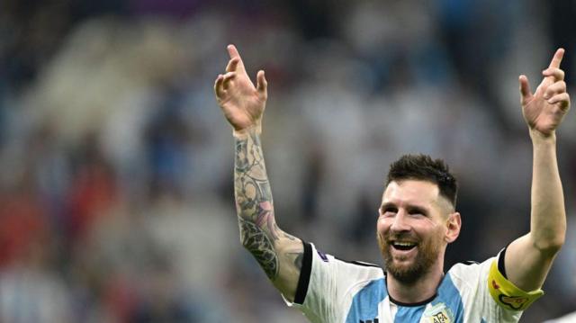 Messi: Dünya Kupası rüyasını gerçekleştiren 'yeşil sahaların uzaylısı ...