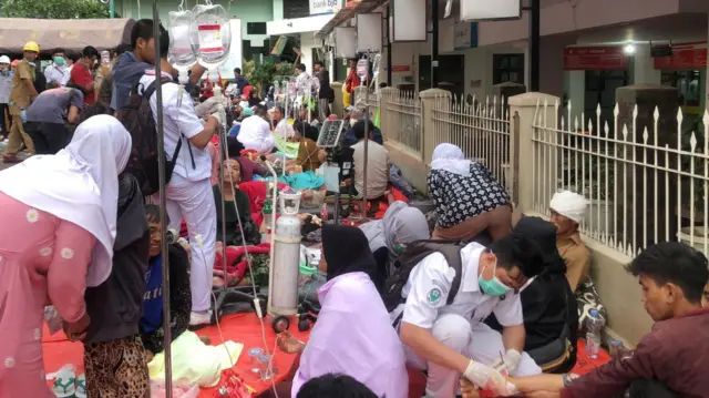 Gempa Cianjur: Korban meninggal bertambah menjadi 271 orang, tim SAR fokus evakuasi korban di ...