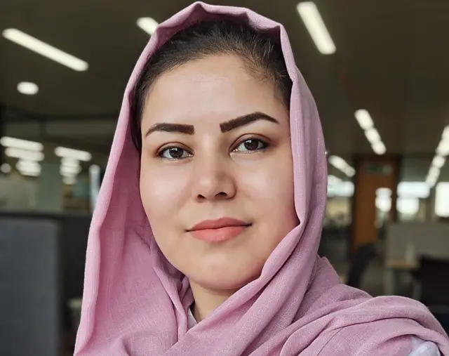 طالبان در روز جهانی دموکراسی: «ما حکومت دموکراسی نداریم» - BBC News فارسی