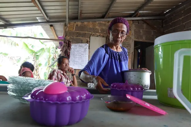 Rempang: ‘The Power of Emak-emak’ melawan relokasi - ‘Kami tak ada senjata, kami taruhan nyawa ...