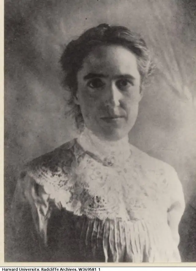 Astronomie : Les 3 femmes qui ont changé notre façon de voir l'univers ...