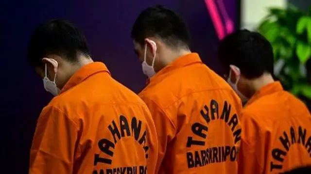 Judi online: Polisi tetapkan 24 tersangka sindikat judol Komdigi – Bagaimana modus operandi dan ...