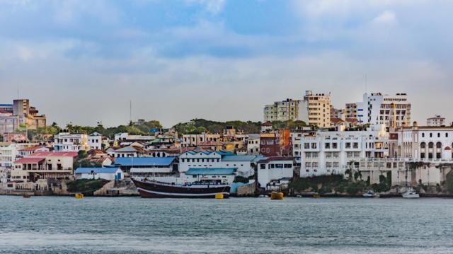 Lammiin Keeniyaa Magaalaa Mombaasaatti qaala’iinsa jireenyaa mormuuf ...