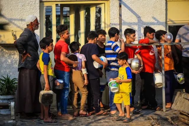 Saadaam Xuseen: Maxaa lagu ogaaday sahanka cusub ee laga sameeyay ...