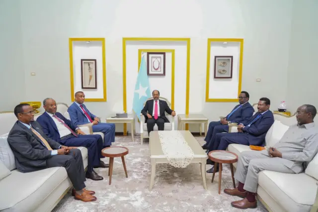 Michelle Obama oo si xoogan u taageertay Kamala xilli sagaal maalin ka ...
