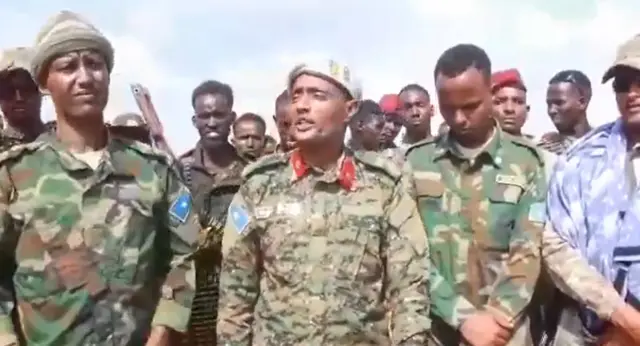 Dowladda Soomaaliya oo sheegtay in ay ciidamo geysay Raaskamboni - BBC ...