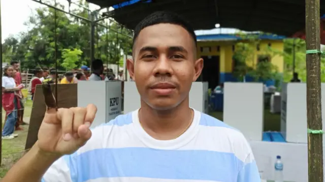 Pemilu: Pendukung Prabowo-Gibran rayakan hasil hitung cepat - BBC News Indonesia